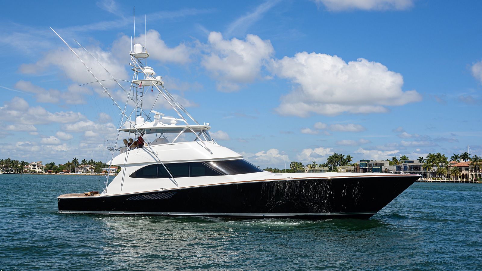 Viking sportfish yacht Bandit sold